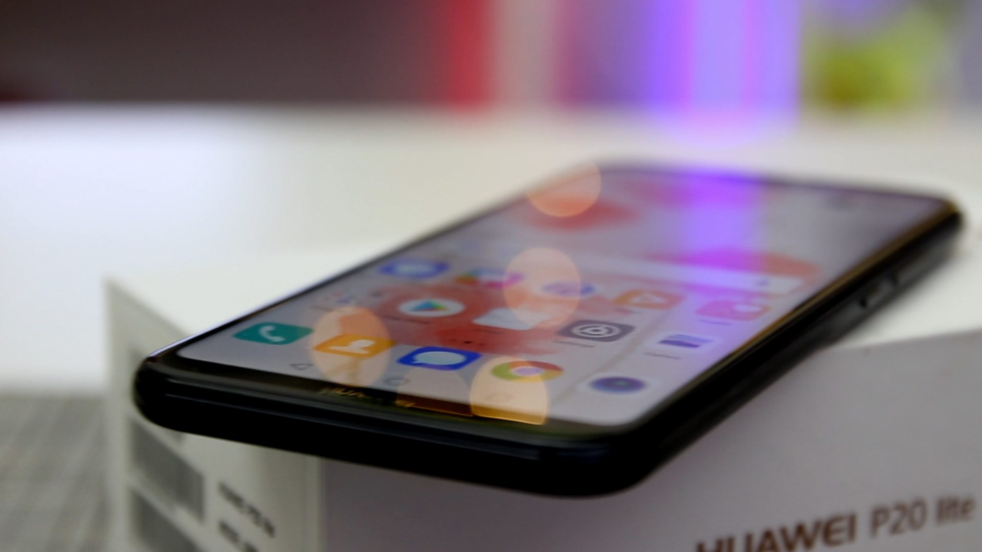 Huawei P20 Lite - Unboxing and First Impressions