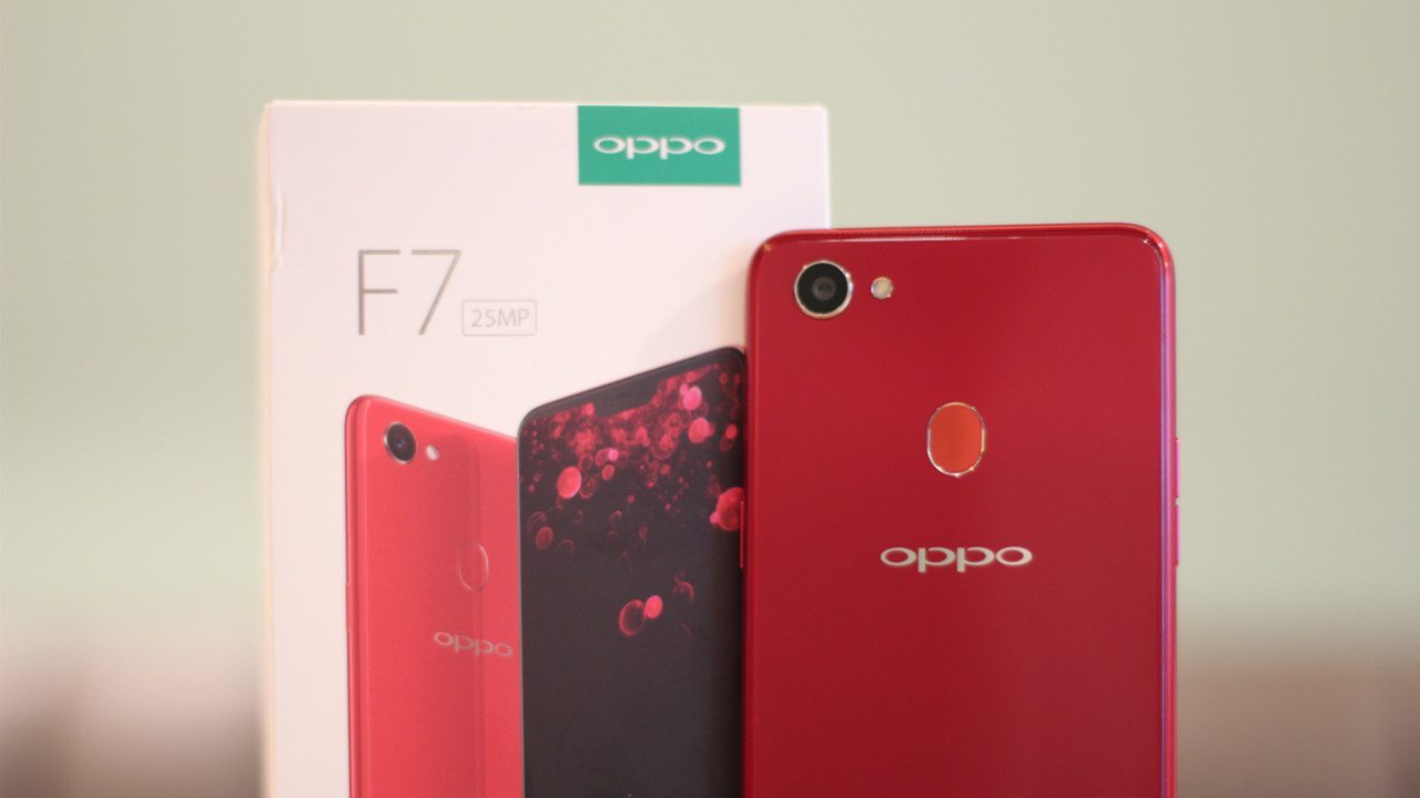 OPPO F7 - Unboxing and First Impressions