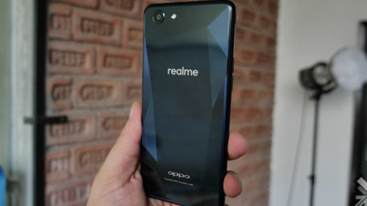 OPPO Realme 1 hands-on photos spotted